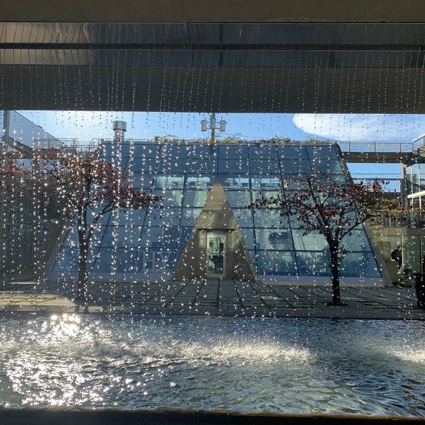 Waterfall Building - Structure in Vancouver