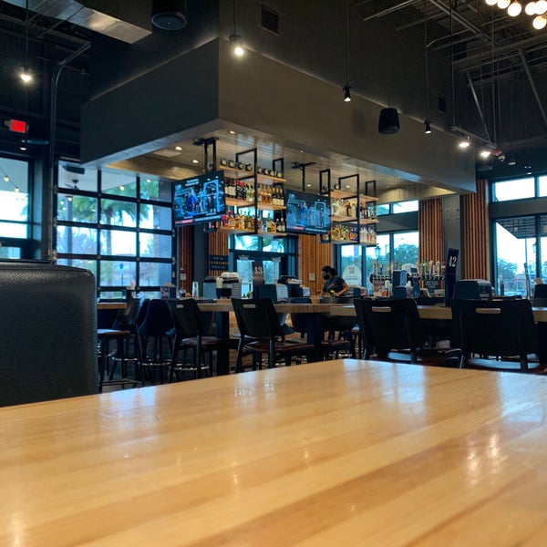 Grub Burger Bar - Burger Joint