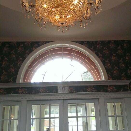 The Crystal Spa - 3 tips from 75 visitors