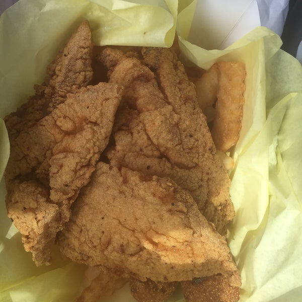 Penguin Fish & Chips - Seafood Restaurant in PICO