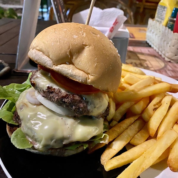 Super Burgers (ซุปเปอร์ เบอร์เกอร์) - เมืองภูเก็ต, ภูเก็ต