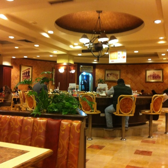 Vips (Now Closed) - Restaurant in Downtown