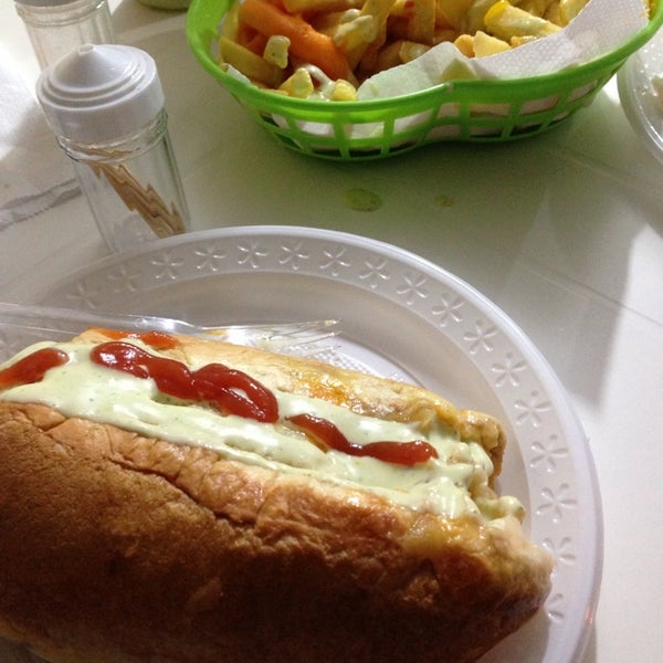 Pit Stop - Hot Dog Joint in Paulinia
