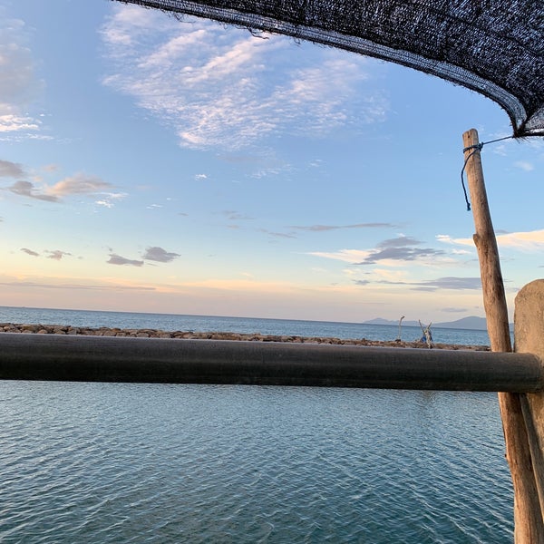 Pantai Ulee Lheue - Beach in Banda Aceh