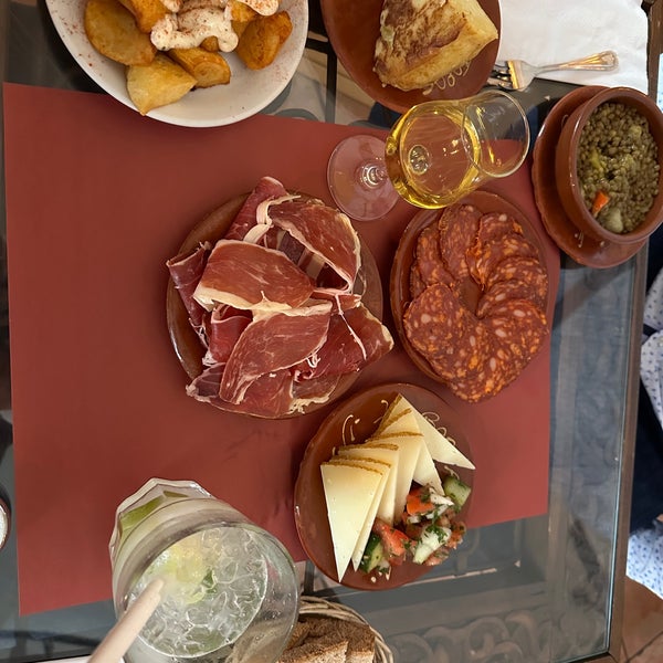 Le Bar à Tapas - Tapas Restaurant in Brussels
