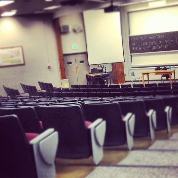 Photos at Ballantine Hall - Indiana University - 41 tips from 2004 visitors