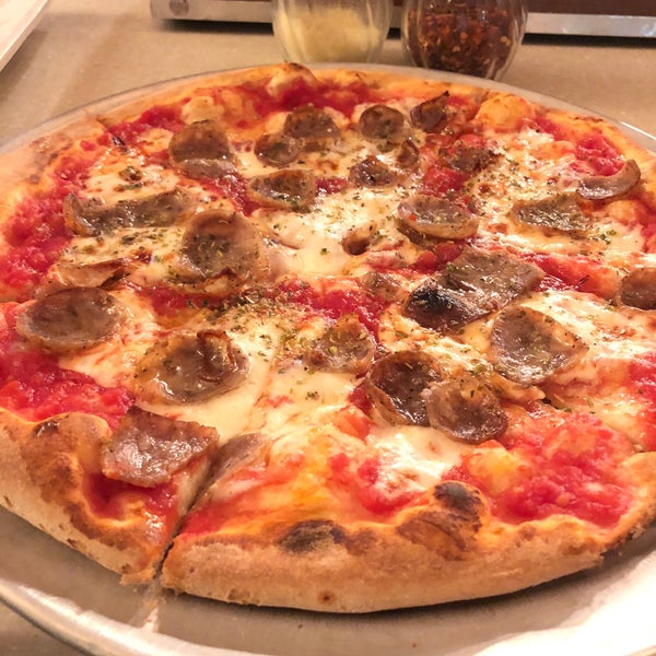 Bacco Pizzeria & Wine Bar - Pizza Place in Harrisburg