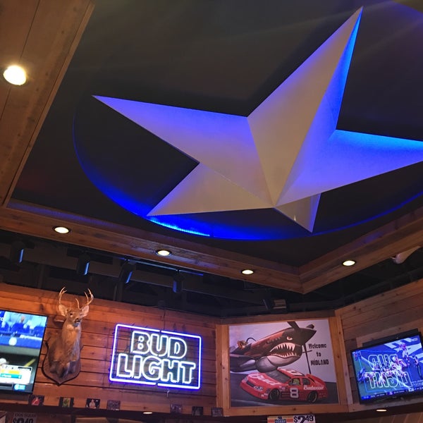 Texas Roadhouse - 17 tips from 587 visitors