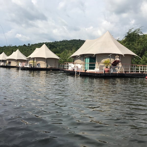 4 Rivers Floating Lodge