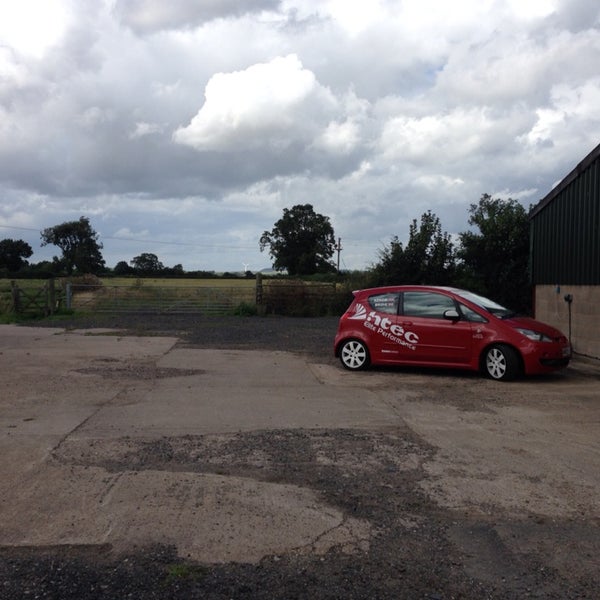 Htec Elite Performance - 3 tips from 1 visitor