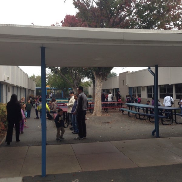 John Muir Elementary School - Elementary School in West Valley