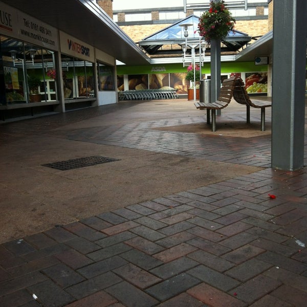 Cheadle Hulme Shopping Centre