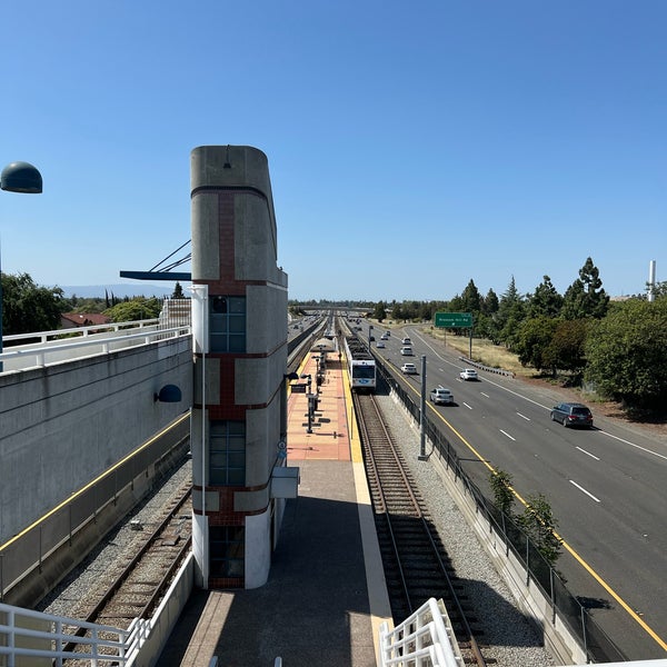 Photos at VTA Snell Lightrail Station - Light Rail Station in Blossom ...