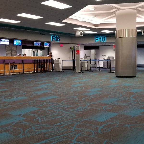 Photos at Gate F16 - Miami International Airport - Miami International ...