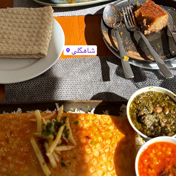 کافه و رستوران گوزن | gavazn Cafe and restaurant - 9 tips from 991 visitors