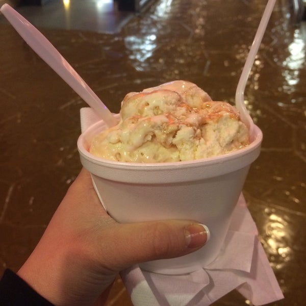 The Main Street Deli and Ice Cream Shoppe at Circus Circus Reno - Deli