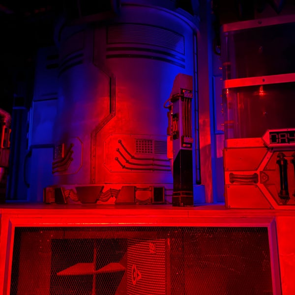 Alien - Amusement Park