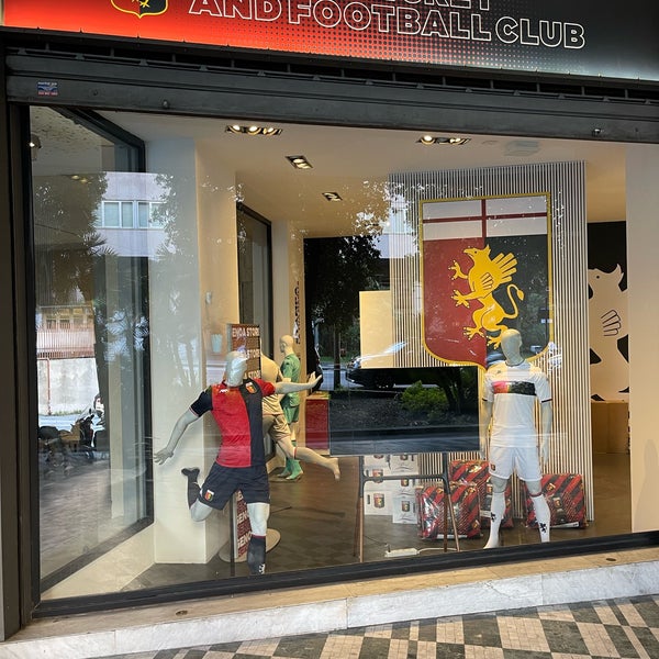 Genoa Store - Sporting Goods Retail in Piccapietra
