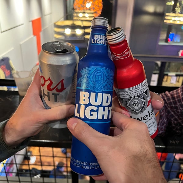 Illini Inn - Champaign, IL