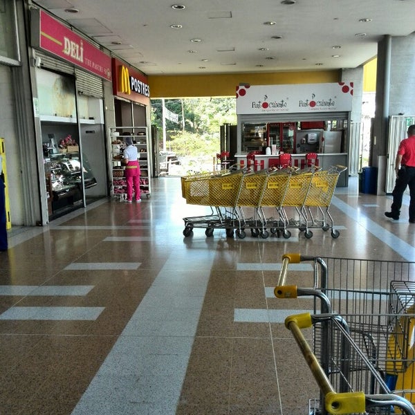 Éxito - Robledo - Medellín, Antioquia