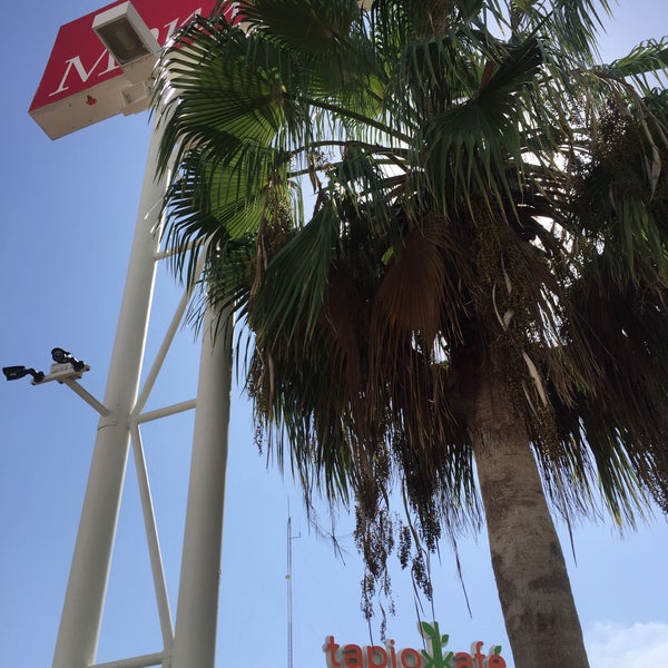 Plaza Monarca - 5 tips from 243 visitors