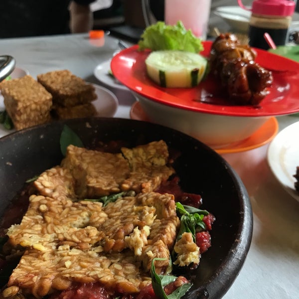 Warung Sate Kelinci - Satay Restaurant in Batu