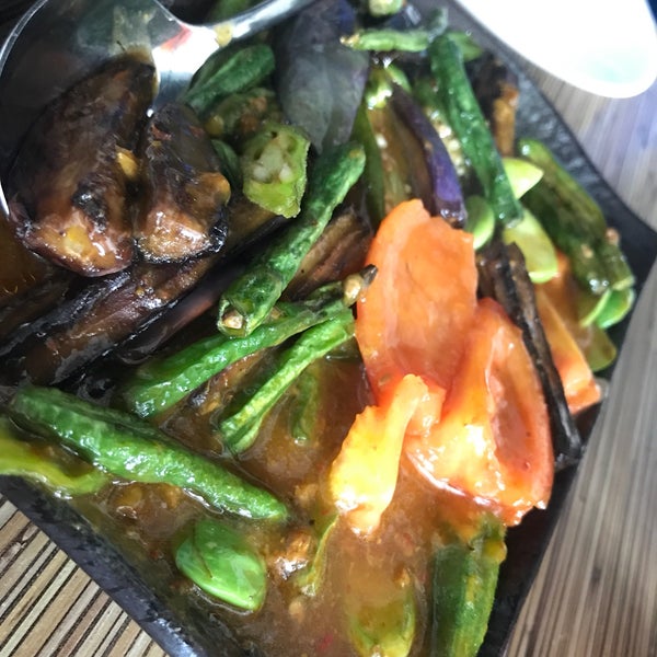 Beyond Veggie by Secret Recipe - 14 tips