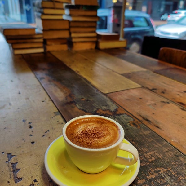 Morning Magpie - Café