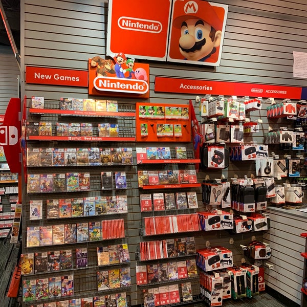 GameStop - Downtown San Francisco-Union Square - 14 tips