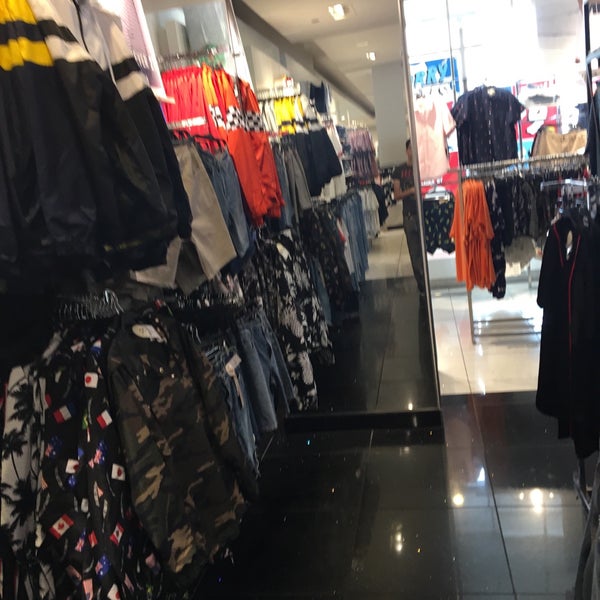 Forever 21 - Clothing Store