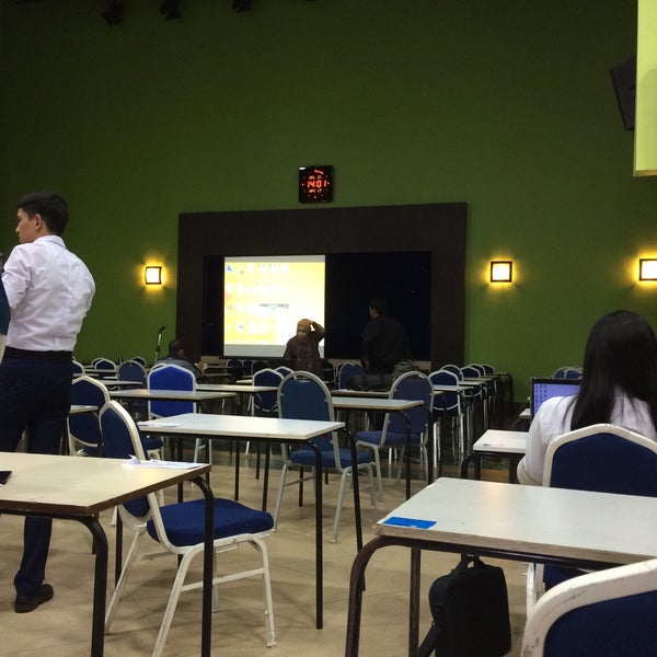Theater Experiment, UUM