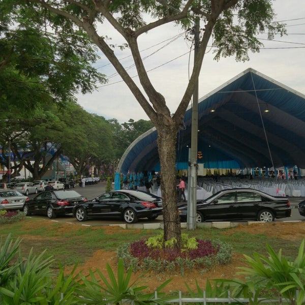 Dewan Jubli Intan Sultan Ibrahim Muar - Performing Arts Venue in Muar