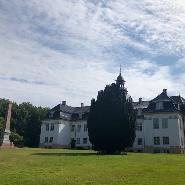 Charlottenlund Slot - Structure in Charlottenlund