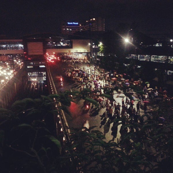 Ayala Bus Stop (Northbound) - Dasmariñas - Makati City, Makati City
