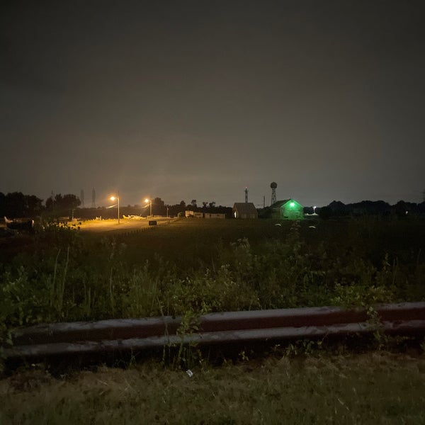 Freeway Airport (W00) - 3900 Church Rd