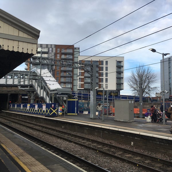 Photos at Hayes & Harlington Railway Station (HAY) - 24 tips