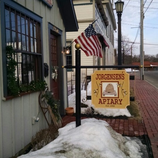 Grand Pacific Junction Historic Shopping District - Shopping Plaza