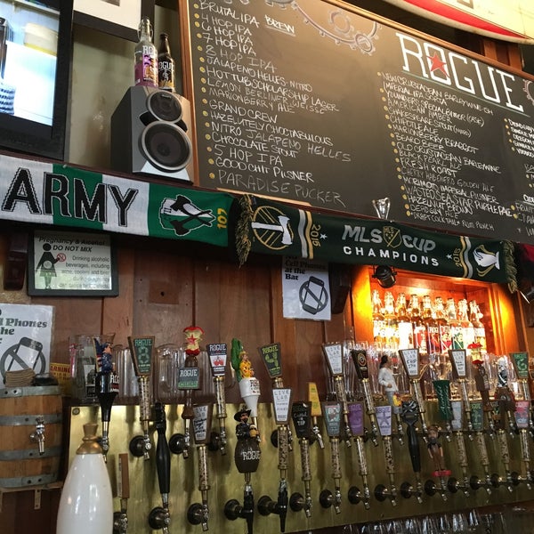 Rogue Ales Public House & Distillery (Now Closed) - Brewery in Portland