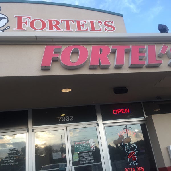 Photos at Fortel's Pizza Den - Pizzeria