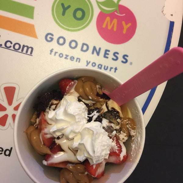 YoMyGoodness Frozen Yogurt - 237 W Lockwood Ave