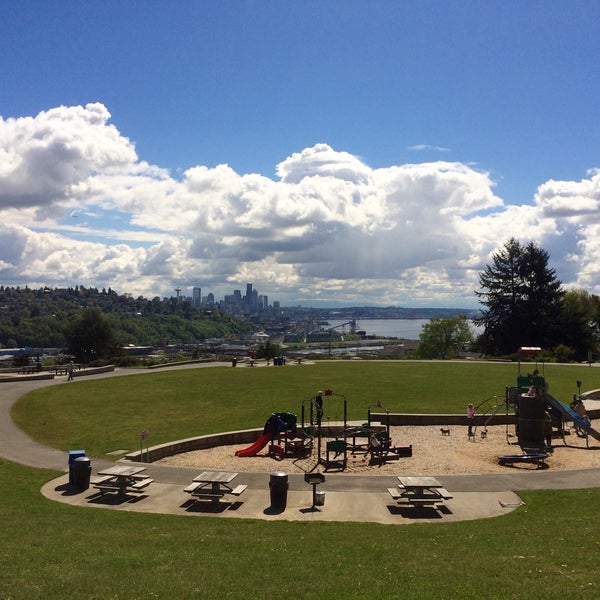 Photos at Ella Bailey Park - Magnolia - 10 tips from 434 visitors