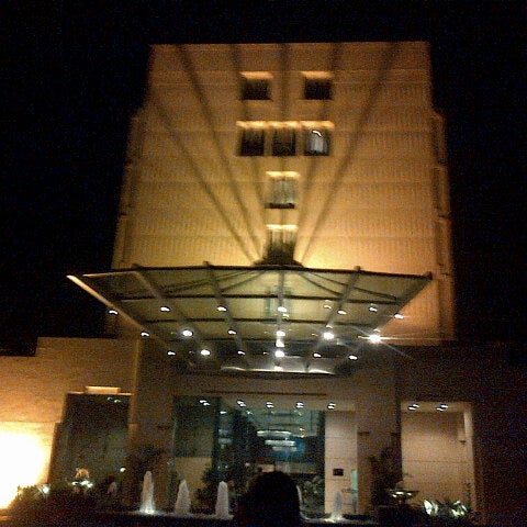 Vivanta by Taj - Blue Diamond - Koregaon Park - Pune, Mahārāshtra