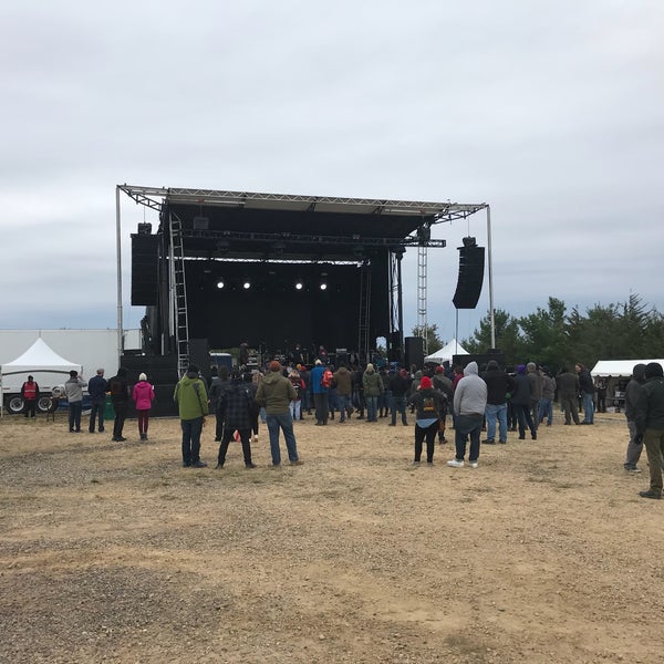 Somerset Amphitheater - 4 tips from 882 visitors