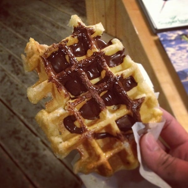 Waffle Cabin - Warren, VT