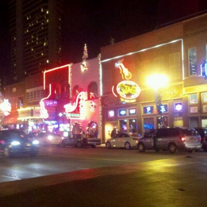 Broadway - Road in Nashville