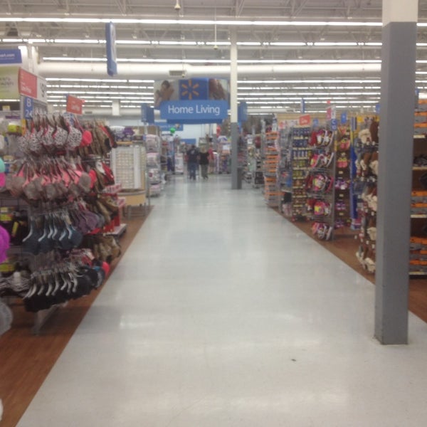 Walmart Supercenter - 1215 E 16th Ave