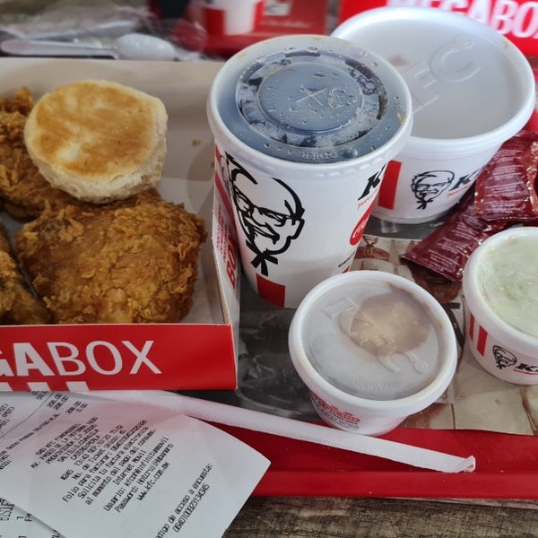 KFC - Saltillo, Coahuila de Zaragoza