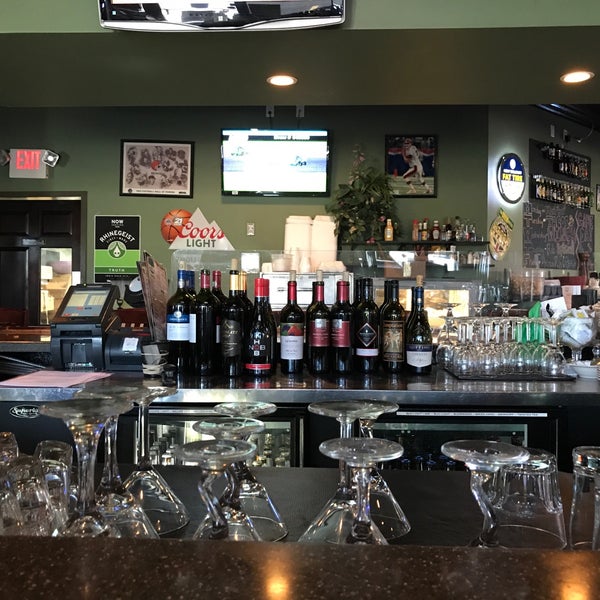 Lone Tree Tavern - Bar in North Ridgeville