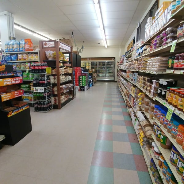 Clark's Market - 3 tips