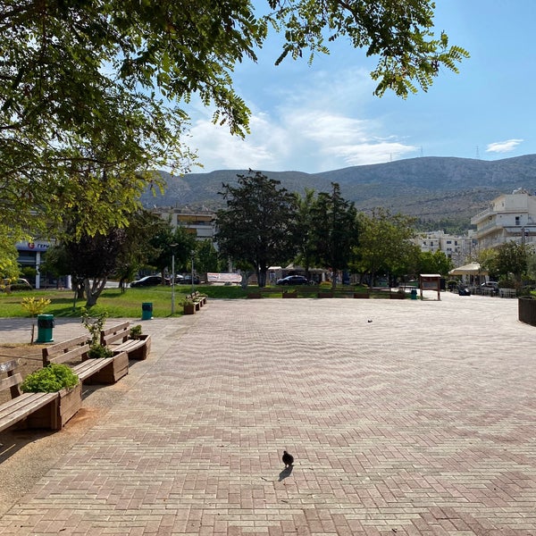 Πλατεία Εθνικής Αντιστάσεως - 4 tips